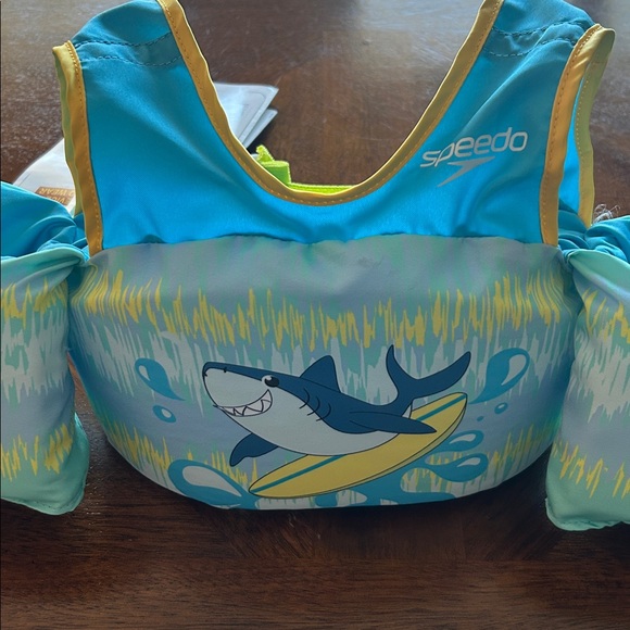 Speedo | Swim | Speedo Kids Shark Puddle Jumper Float Swim Vest ...